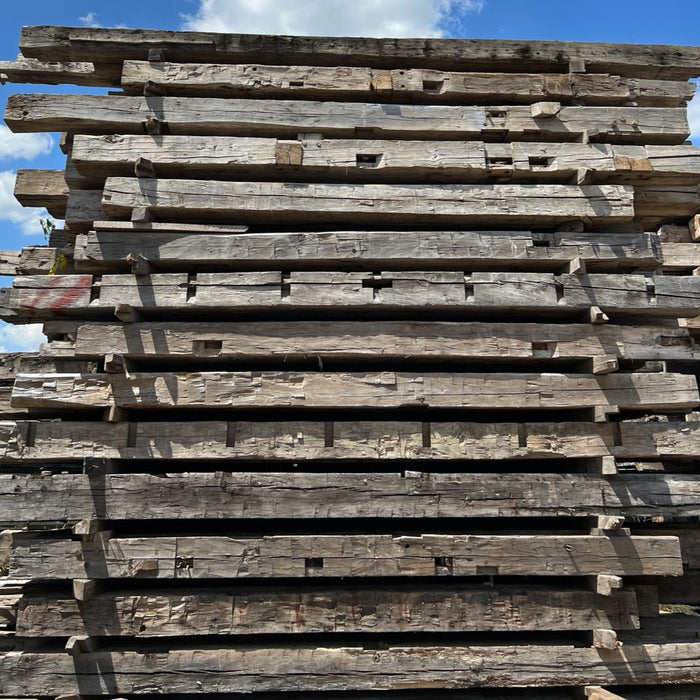 Reclaimed Hand Hewn Oak Box Beams – Salvage Europe